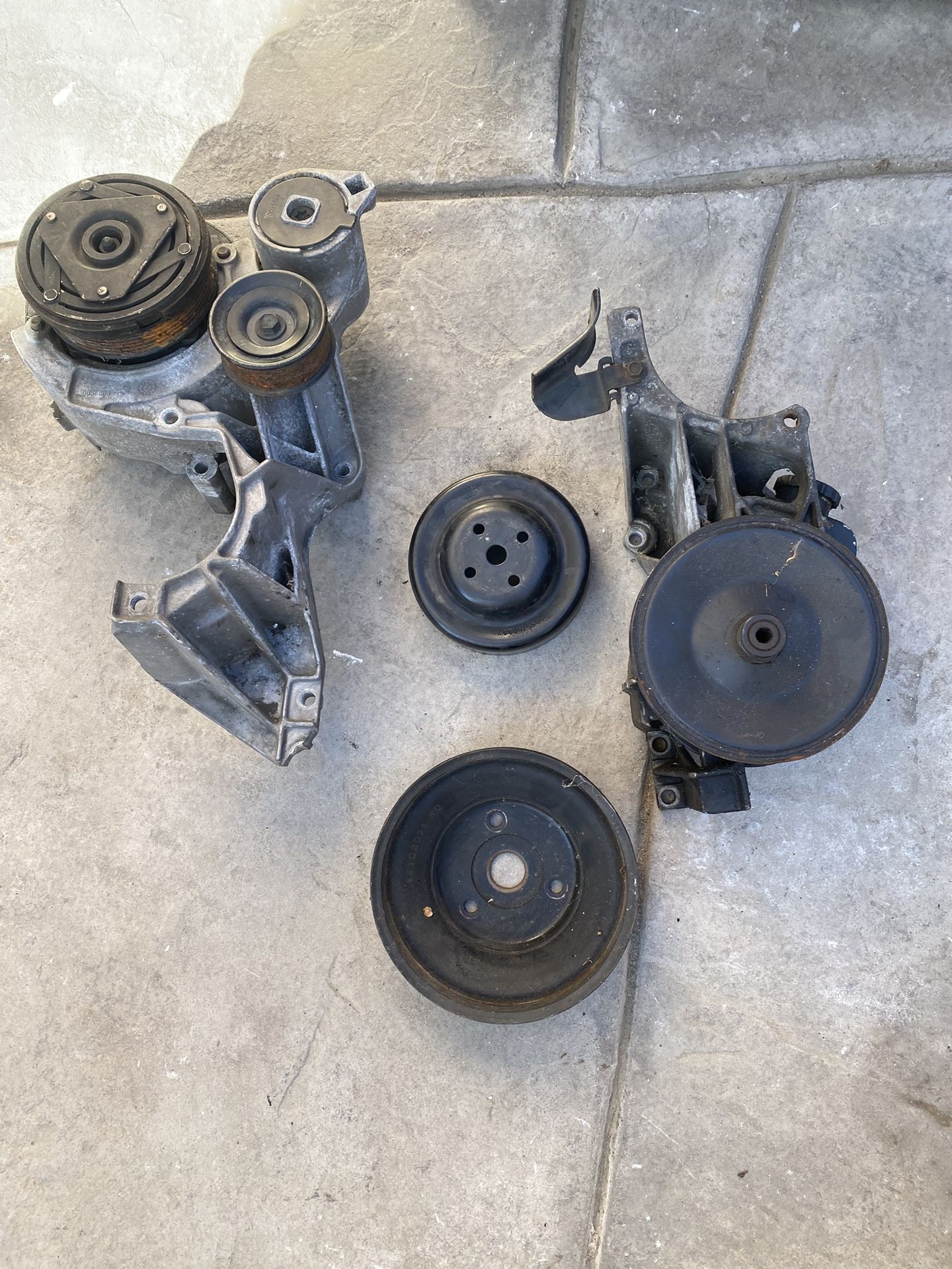 Chevy TPI Serpentine Belt Kit for Sale in Arrowhed Farm, CA - OfferUp