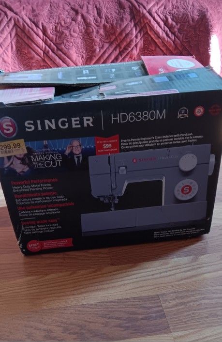 Singer Sewing Machine $150 obo for Sale in Klamath Falls, OR - OfferUp