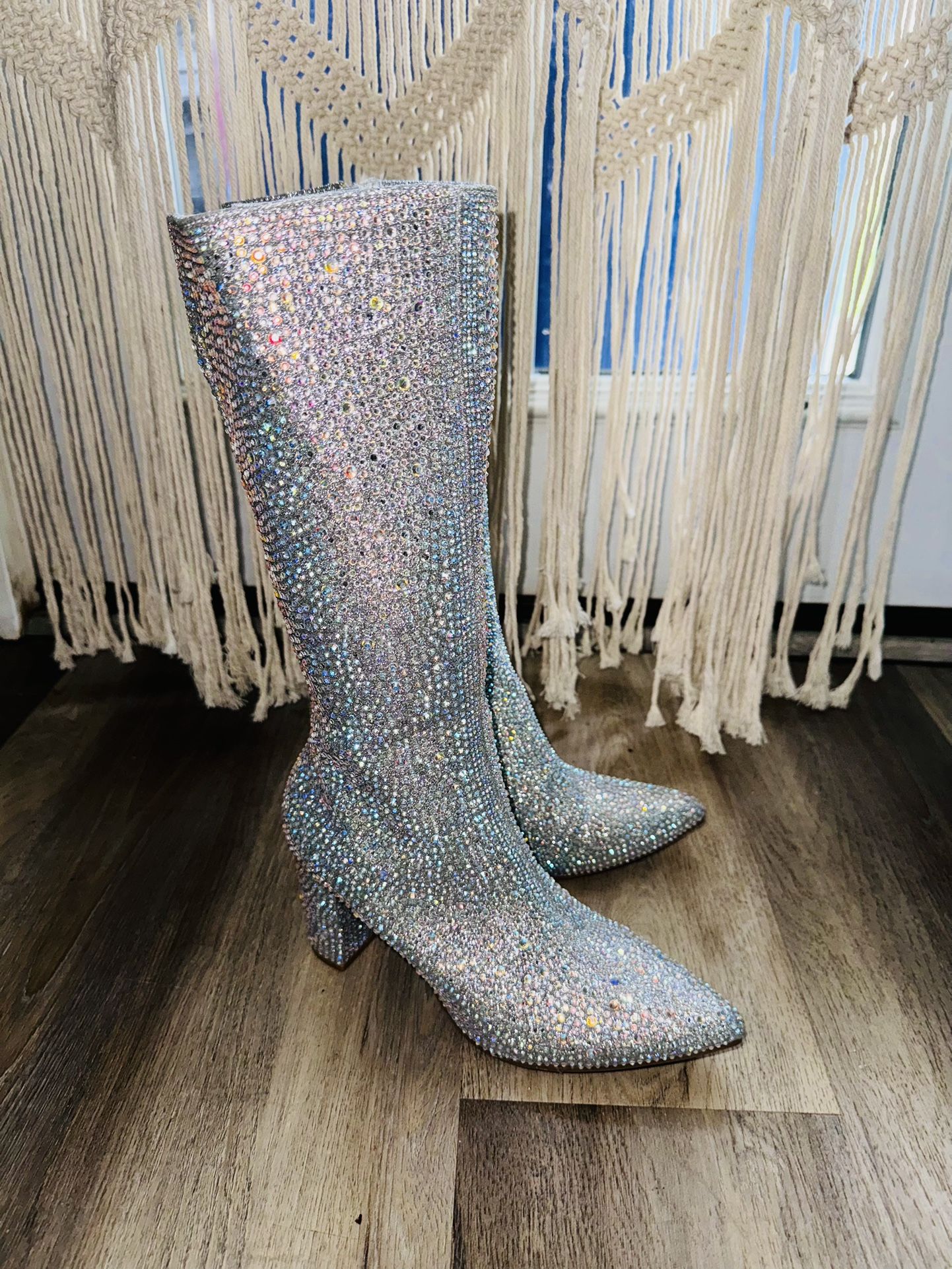 *NEW* Sparkly Gem Knee-High Boots for Sale in Marysville, WA - OfferUp