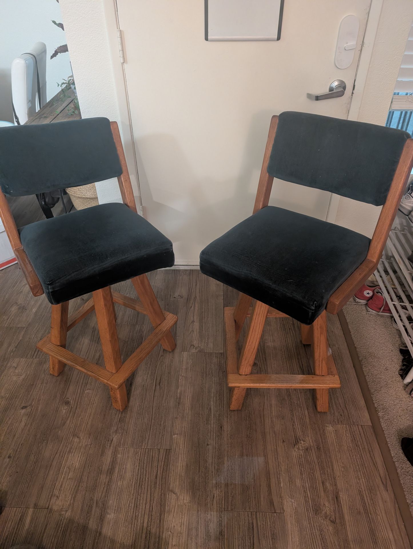 Spinning bar stools for Sale in San Marcos, CA - OfferUp