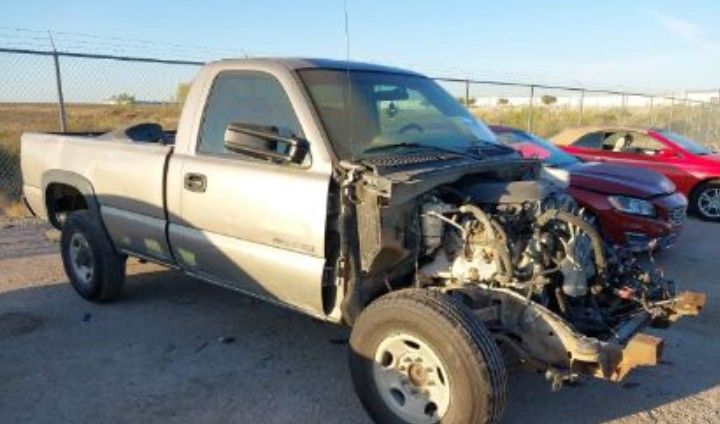 Parting Out 04 2500HD for Sale in South Gate, CA - OfferUp