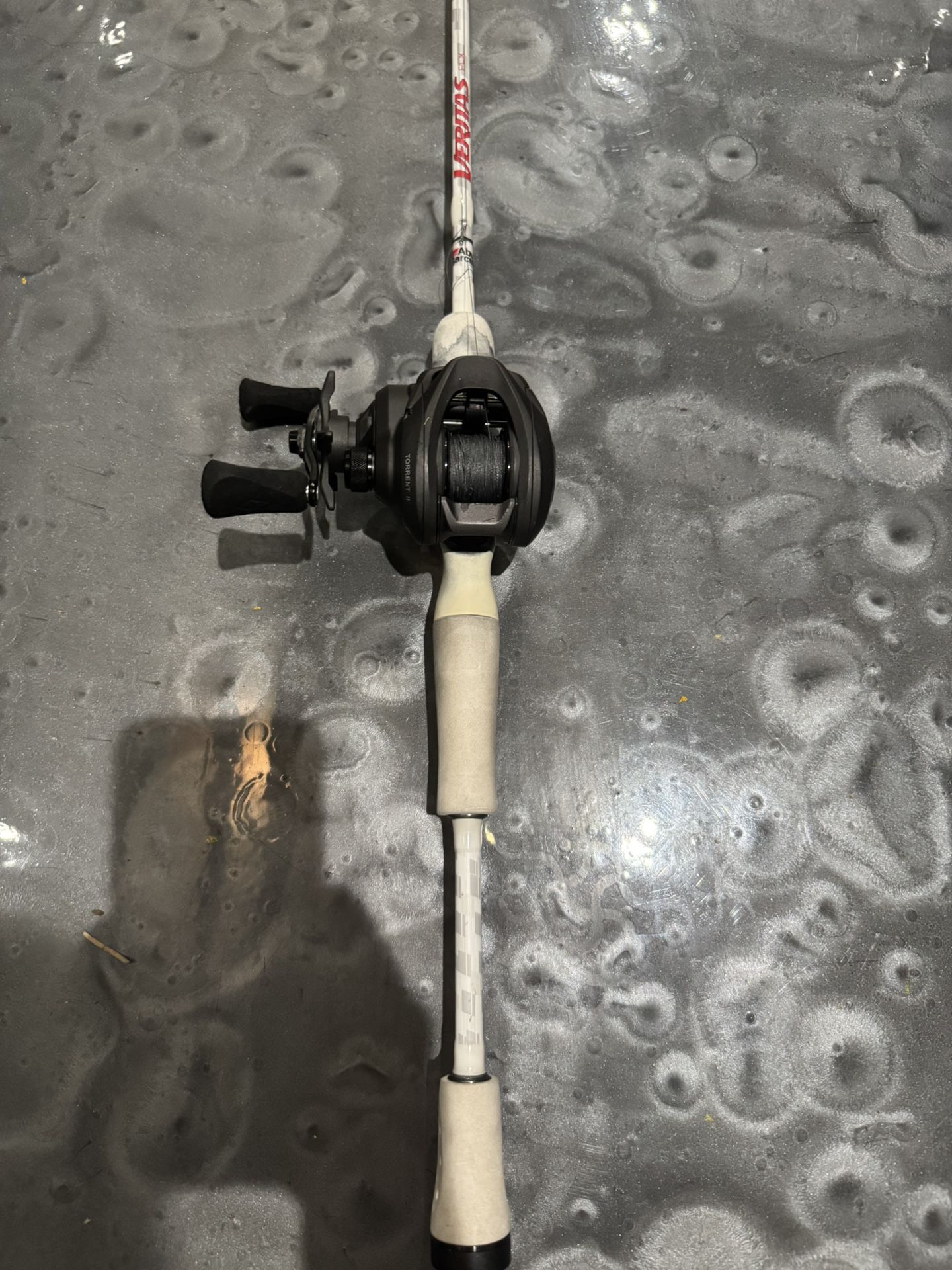 custom baitcaster for Sale in Phoenix, AZ - OfferUp