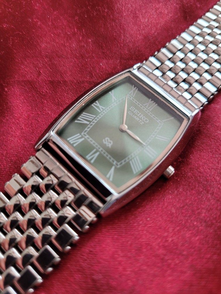 ️NEW OLD STOCK - RARE Seiko Quartz Men's Slim Wrist Watch Roman Green ...