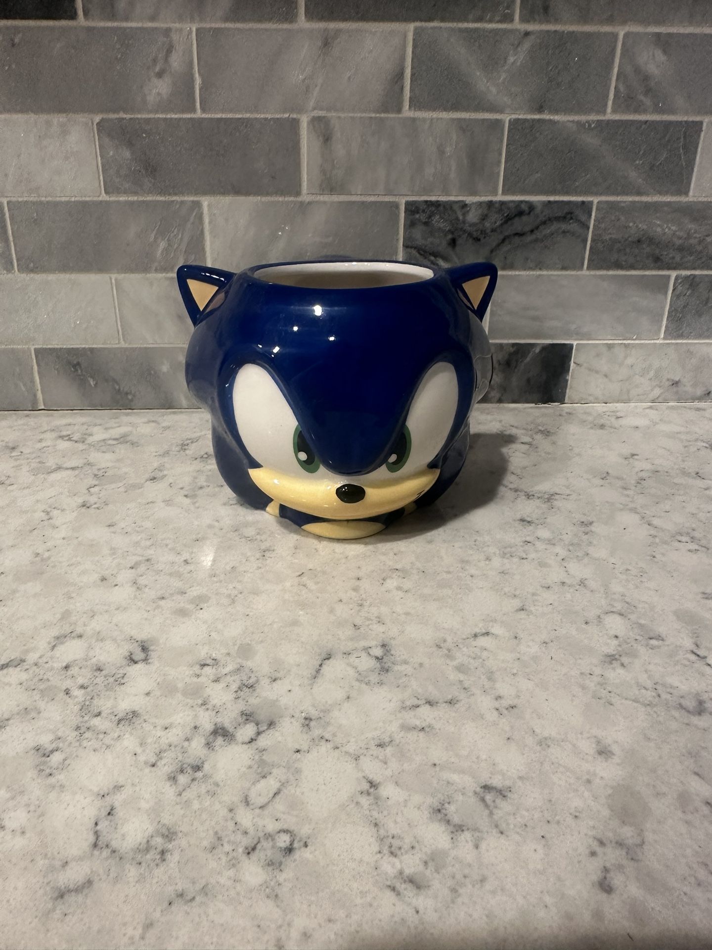Sonic The Hedgehog Mug for Sale in Highland, CA - OfferUp