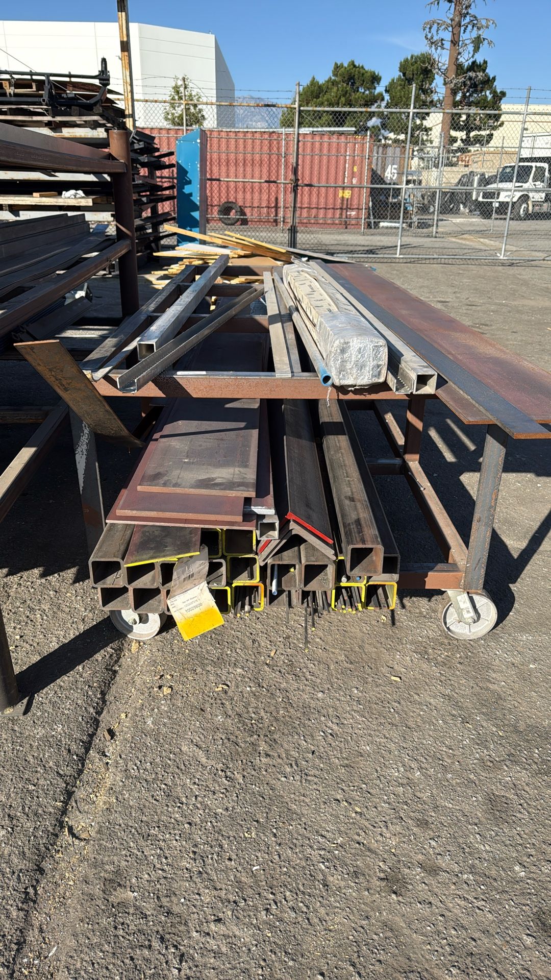 Material De Venta Steel Tube Angle Iron Fab Table for Sale in Chino, CA ...