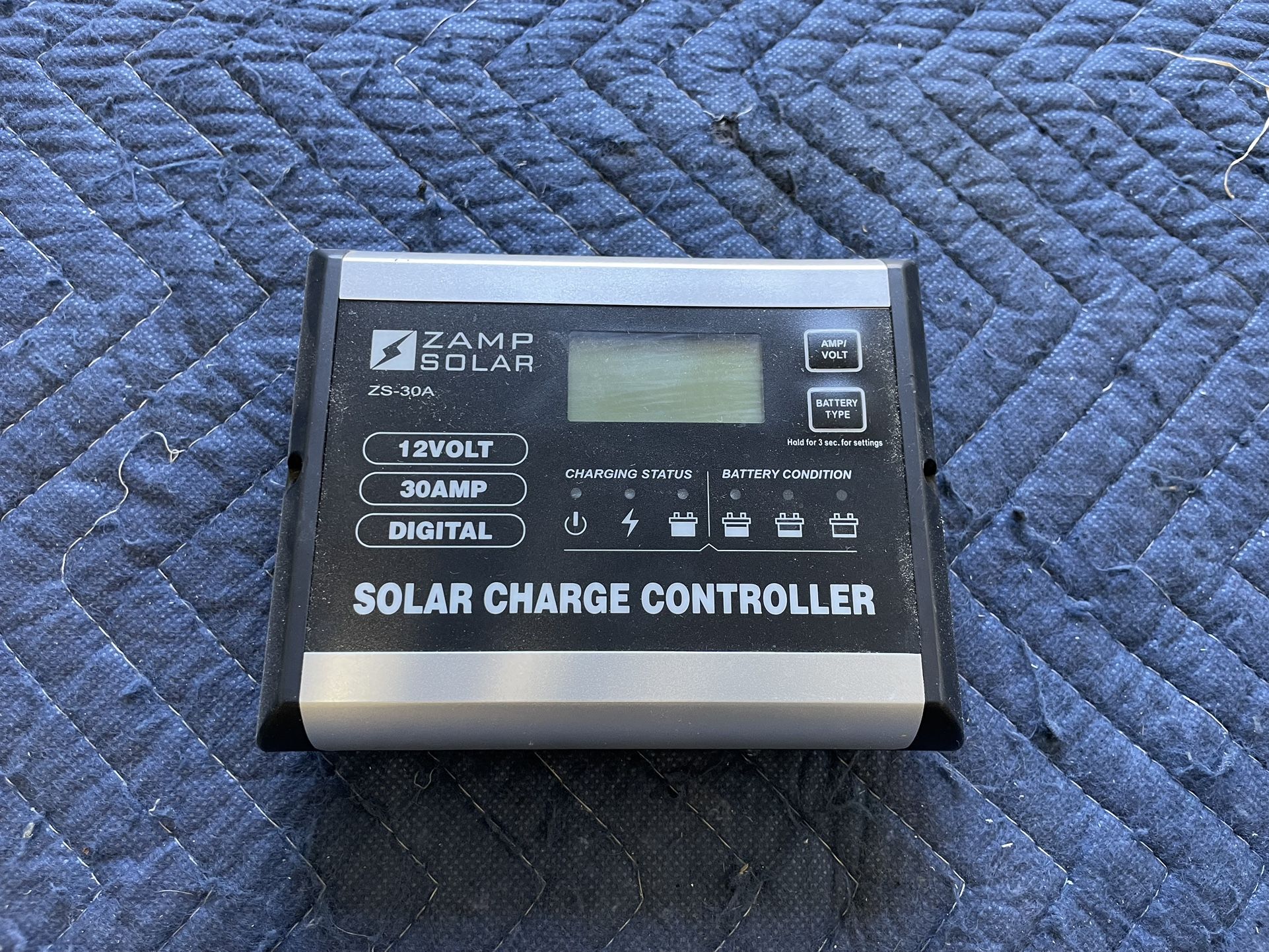 ZAMP SOLAR CHARGER for Sale in Huntington Beach, CA - OfferUp