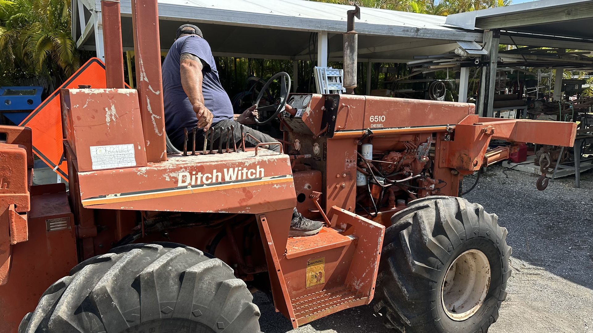 Tractor Ditch Witch 65 Hp Diesel for Sale in Quail Heights, FL - OfferUp