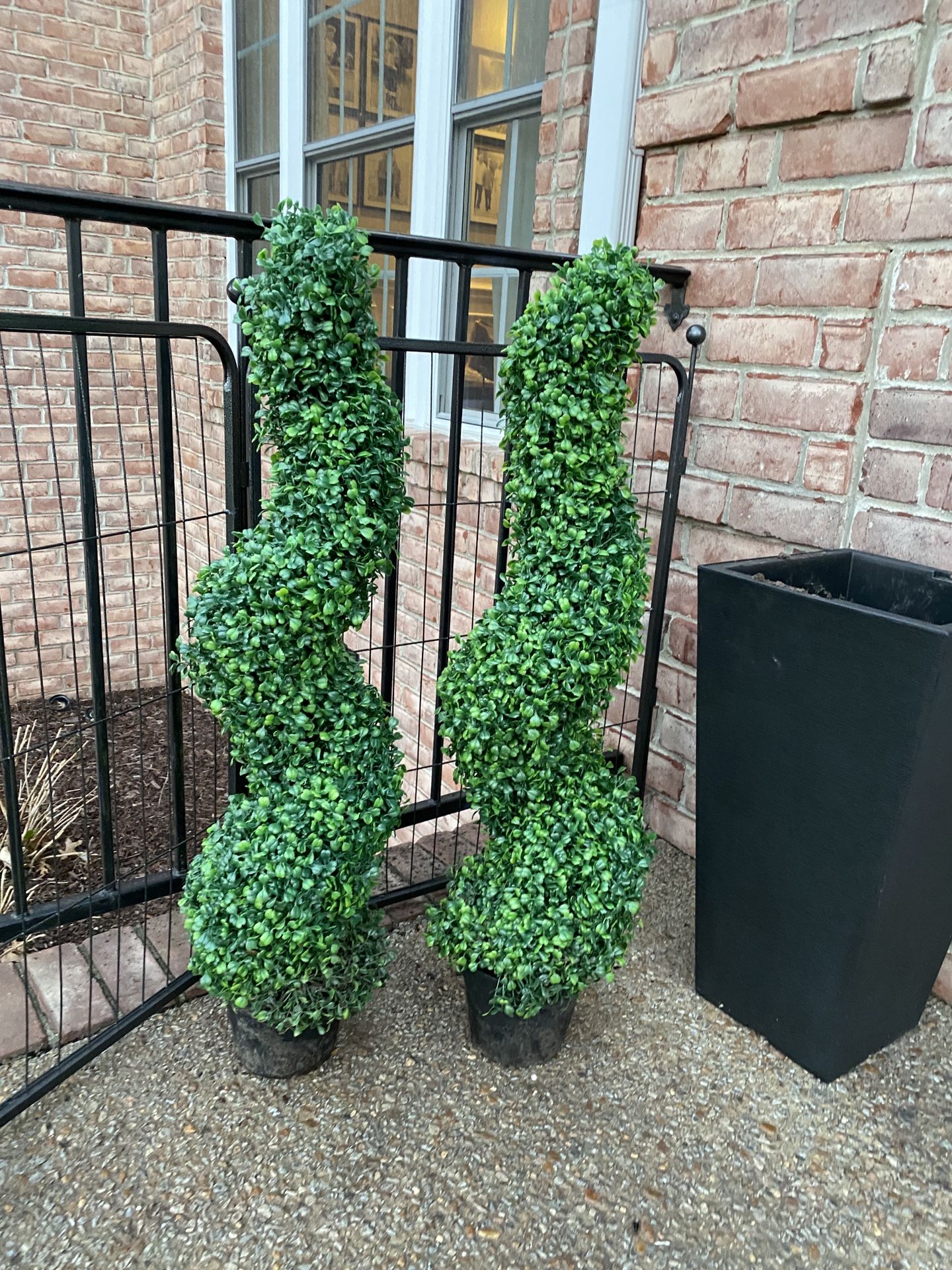 Artificial Boxwood Topiaries Trees Faux Topiary Spiral Tree Plastic Pot ...