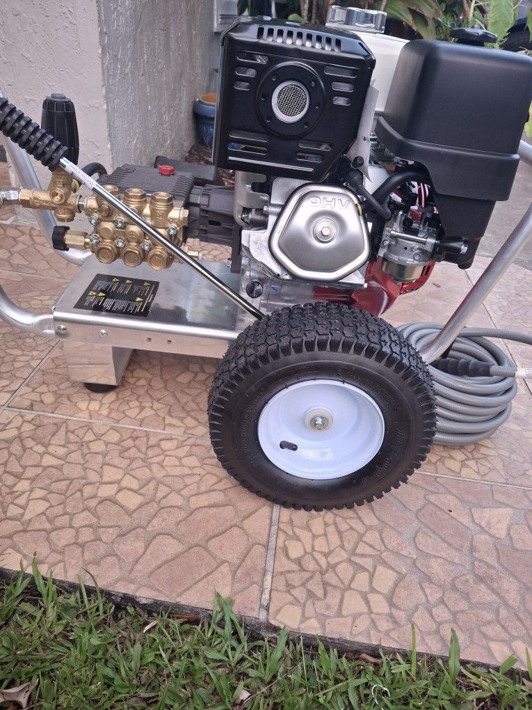 BRAND NEW PRESSURE WASHER POWERED BY HONDA GX390 ENGINE WITH GENERAL ...