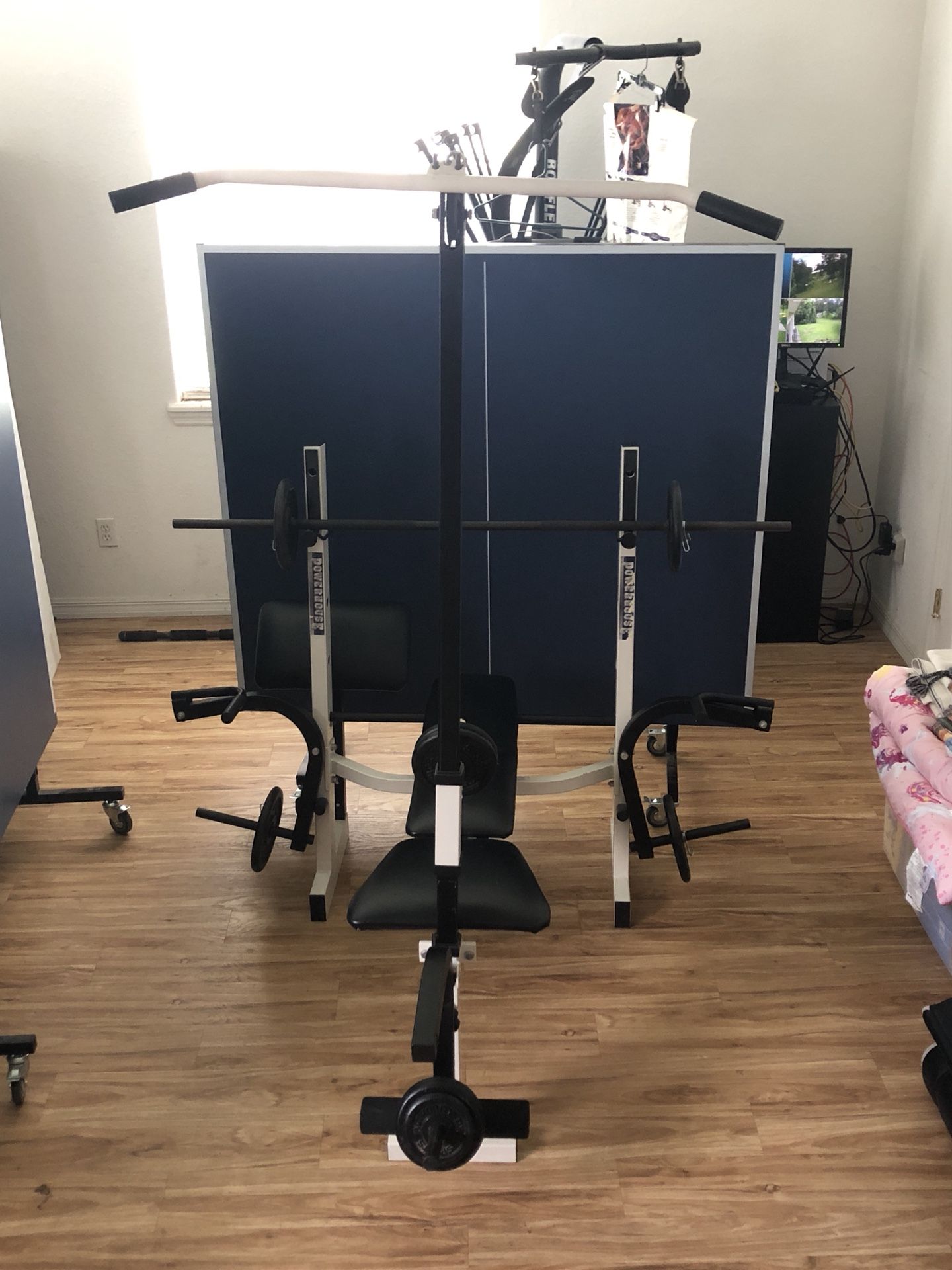 Powerhouse YOUTH weight bench for Sale in St. Cloud, FL - OfferUp