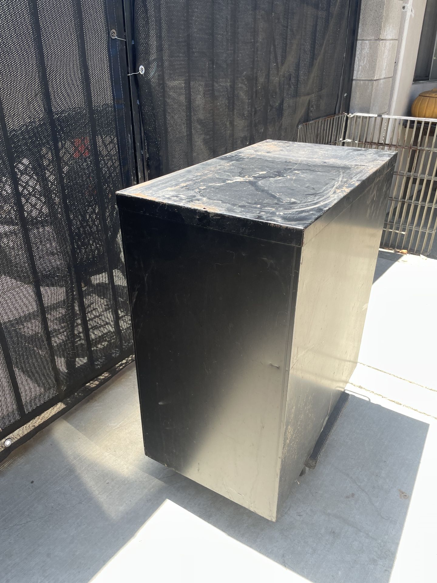 Free Filing Cabinet for Sale in Irwindale, CA - OfferUp