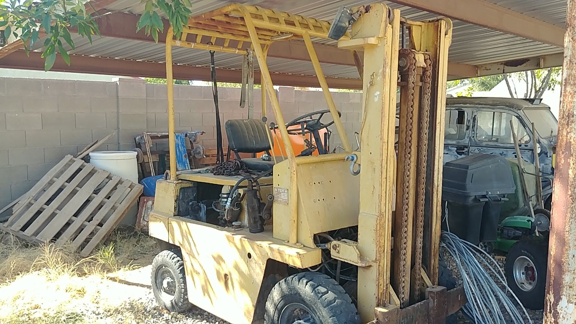 TCM FG20 III FORKLIFT 4000 LBS LIFT 2 STAGE for Sale in Gilbert, AZ ...