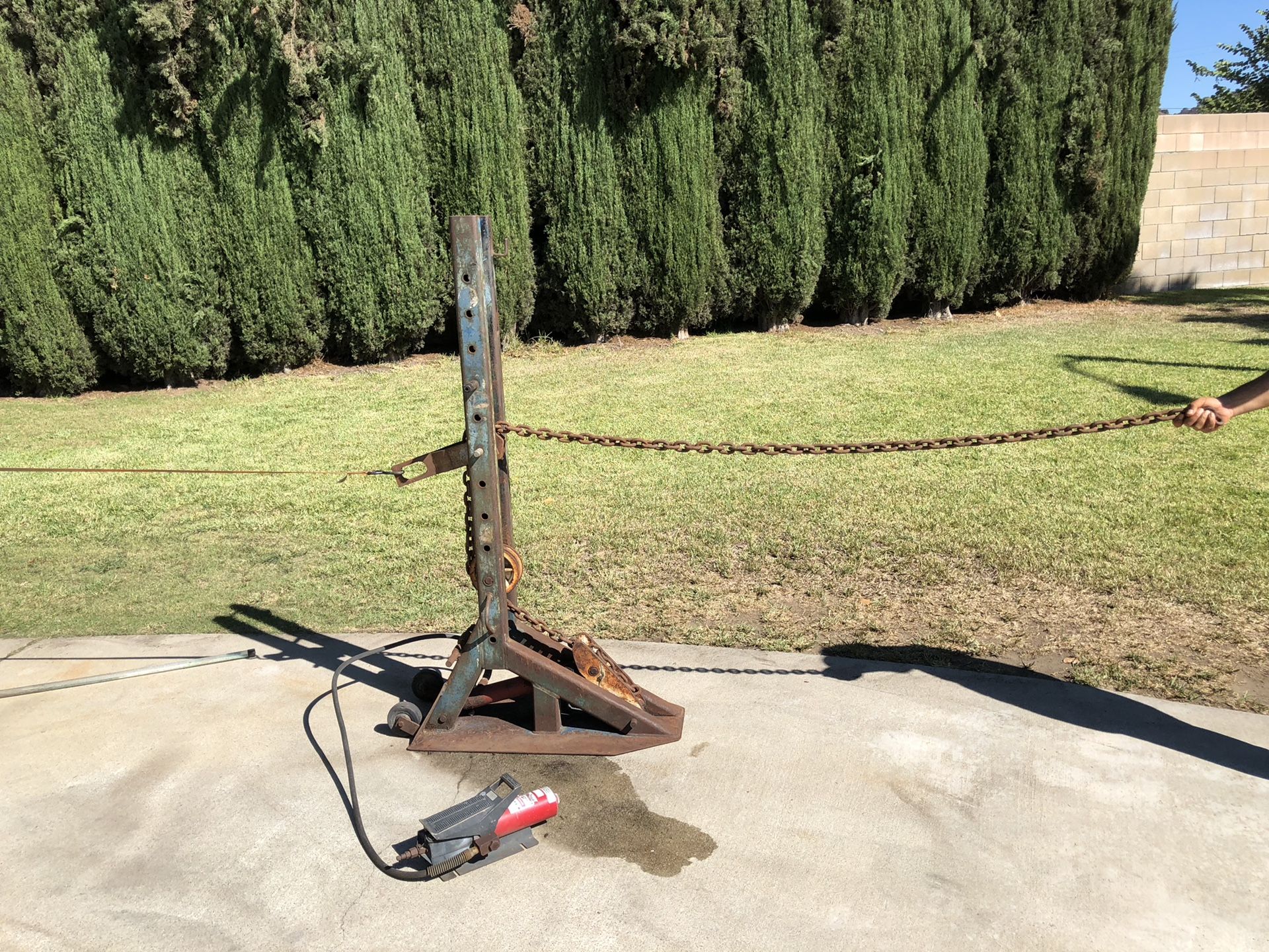 Kuhn DK300 Power Pull Frame Machine for Sale in Glendora, CA - OfferUp