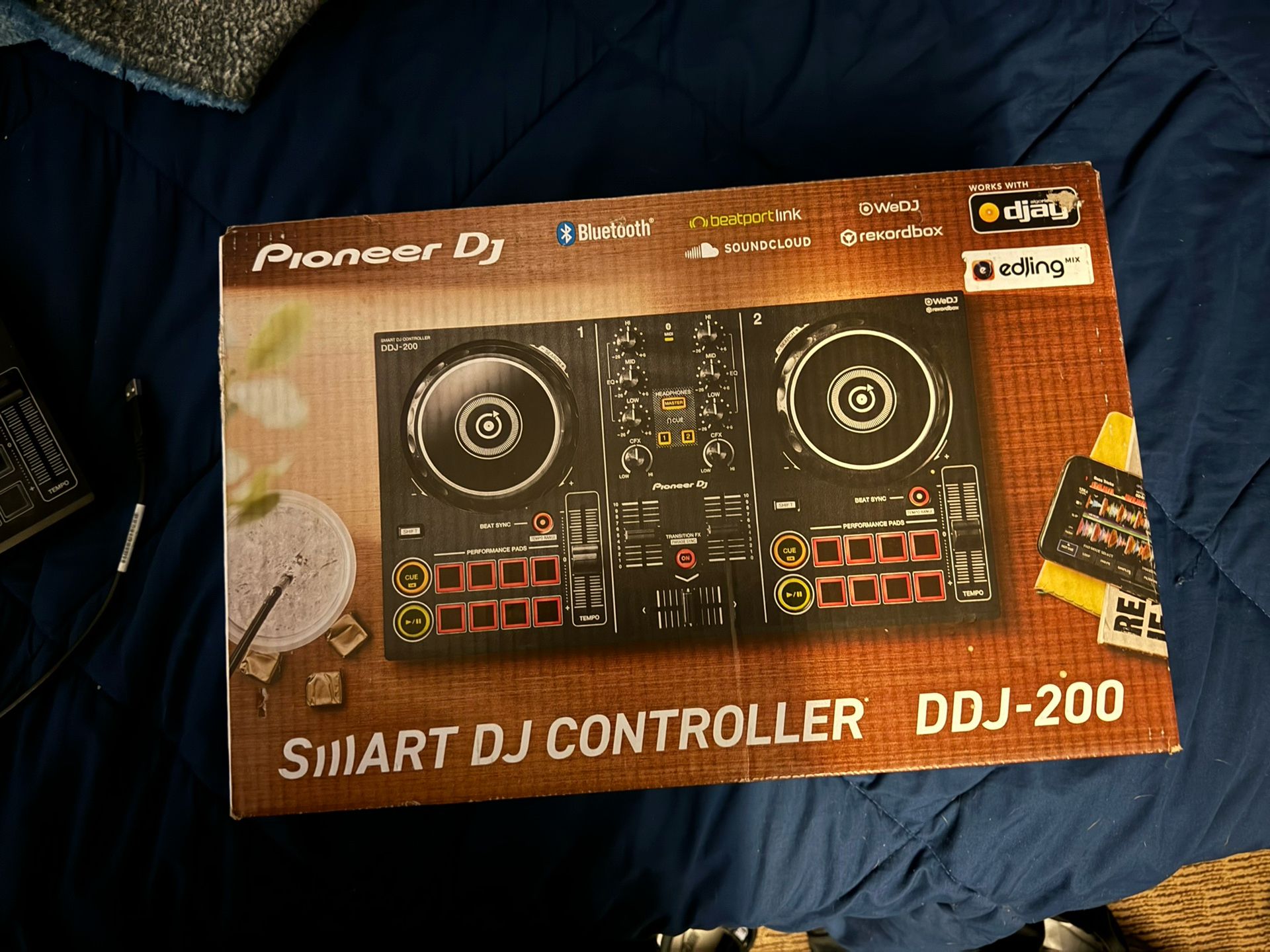 Pioneer DJ ddj-200 for Sale in Riverside, CA - OfferUp