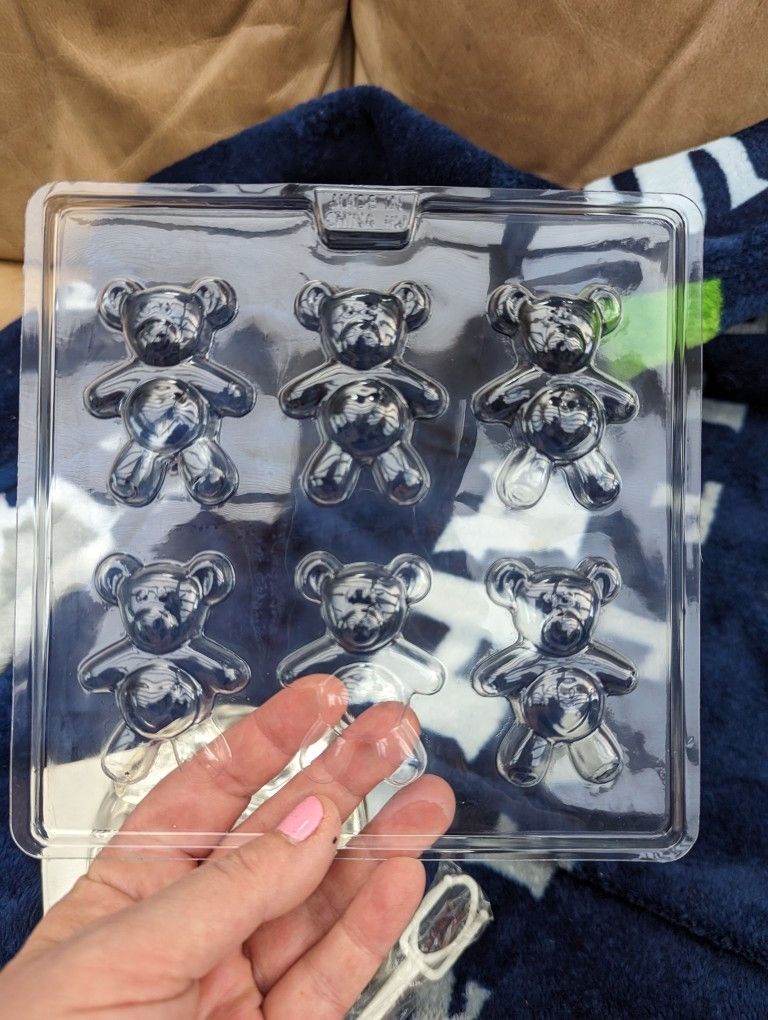 Chocolate Dessert Making Candy Mold Kit for Sale in Bothell, WA - OfferUp