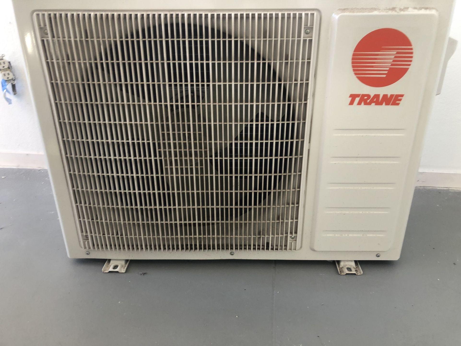 Minisplit Trane for Sale in Mcallen, TX - OfferUp
