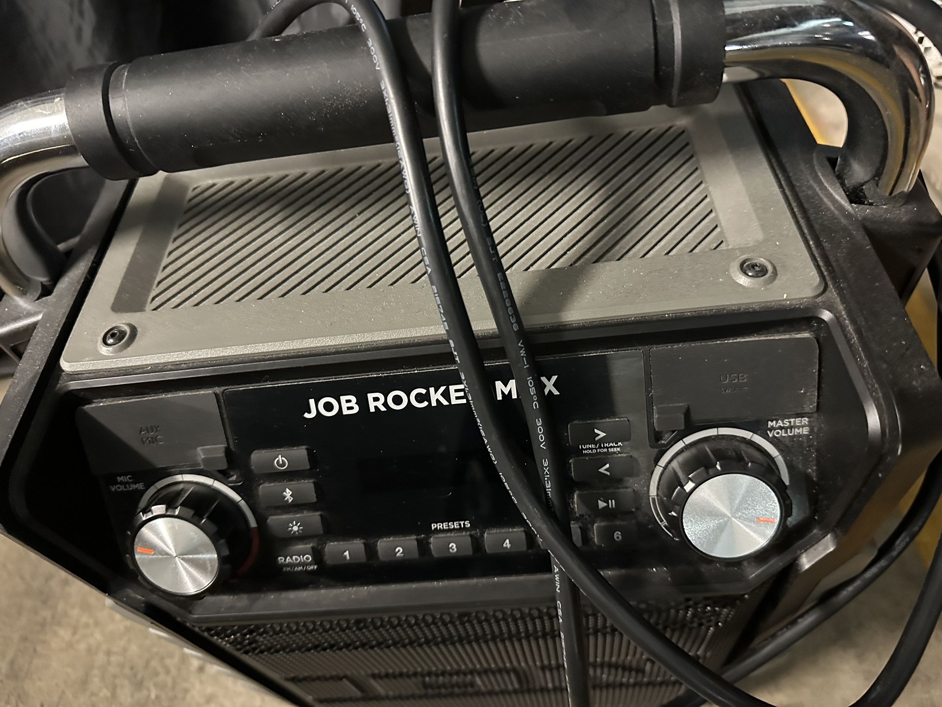 Bluetooth Speaker for Sale in Costa Mesa, CA - OfferUp