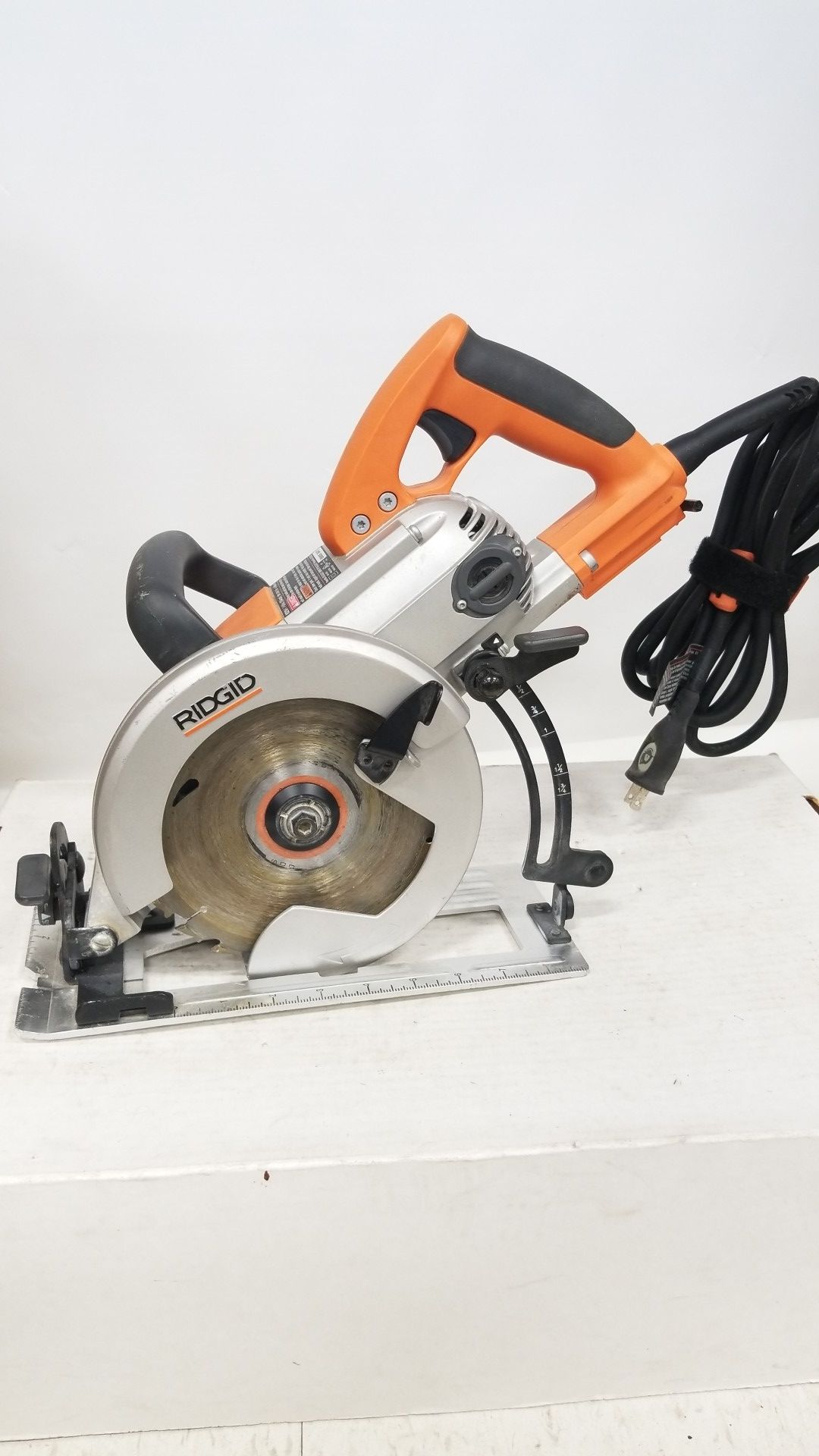 Ridgid 7-1/4" Corded Worm Drive Circular Saw (776491-1) for Sale in ...