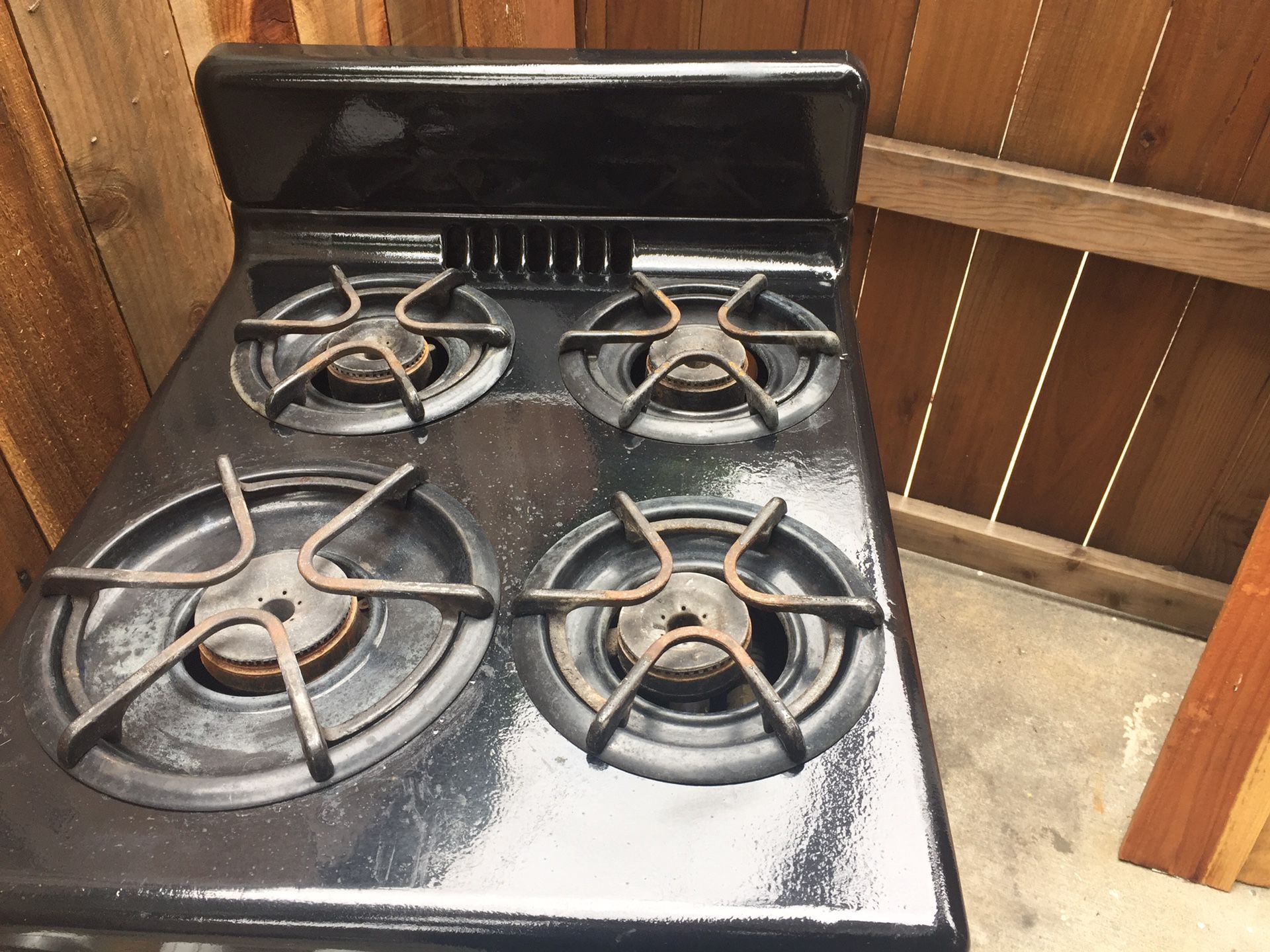 20 inch Welbilt 1950’s gas stove for Sale in Whittier, CA - OfferUp