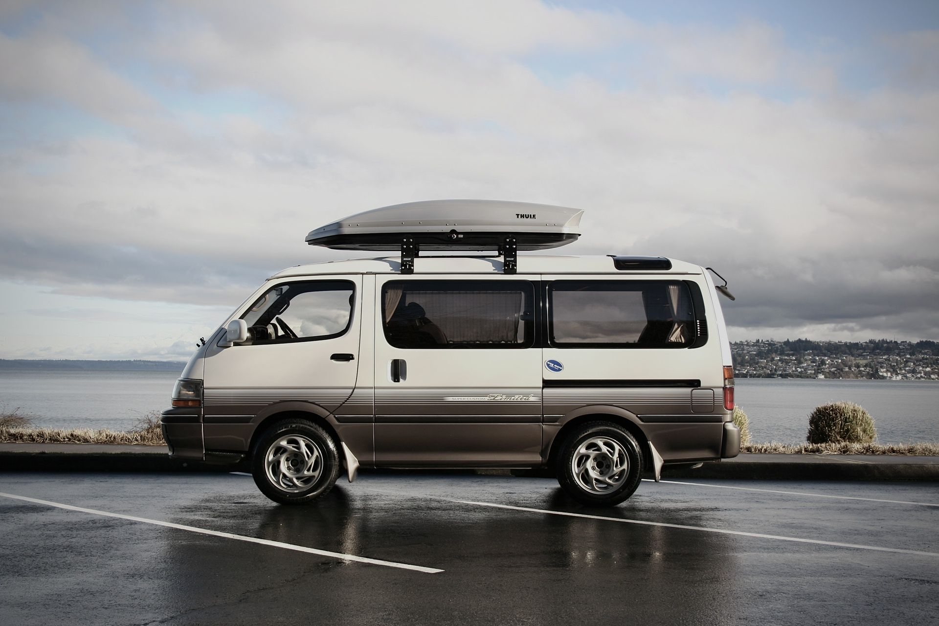 1993 Toyota Hiace Super Custom Limited for Sale in Tacoma, WA - OfferUp