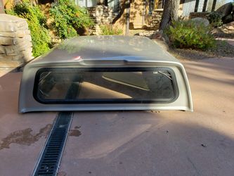 Need Gone!! RAIDER FULL-SIZE Truck Cap / Topper / Camper Shell (6'11"x5 ...