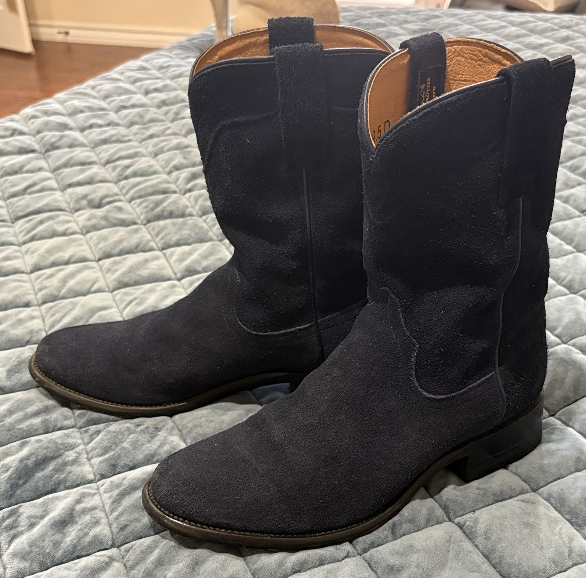 Men's 9.5 Ariat Yellowstone Midnight Rancher Western Boots for Sale in ...
