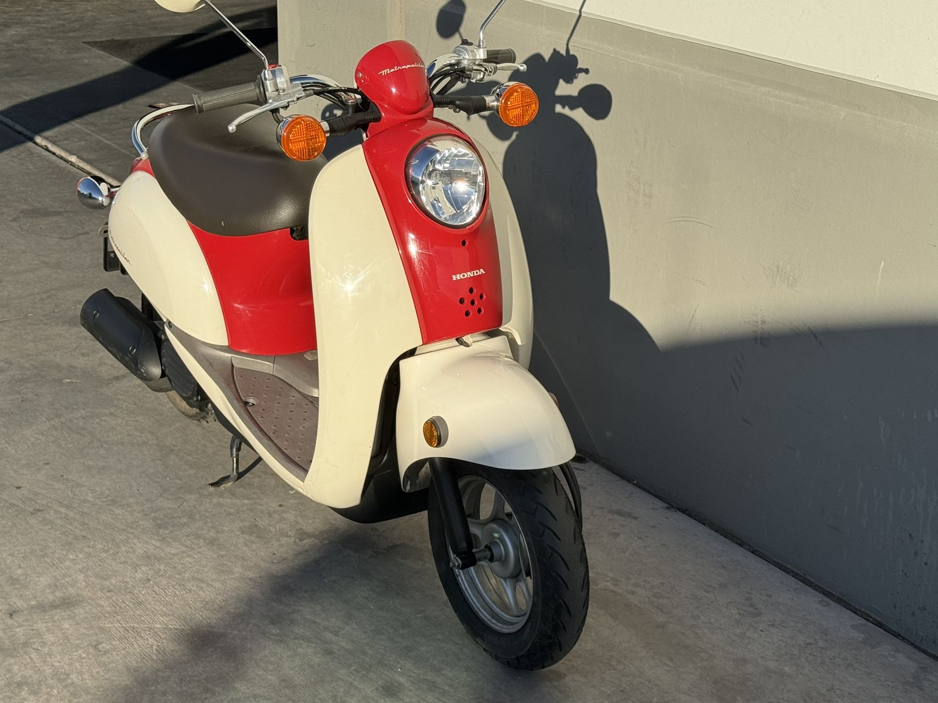 2002 Honda metropolitan Scooter Moped Vintage Retro 2k Miles for Sale ...