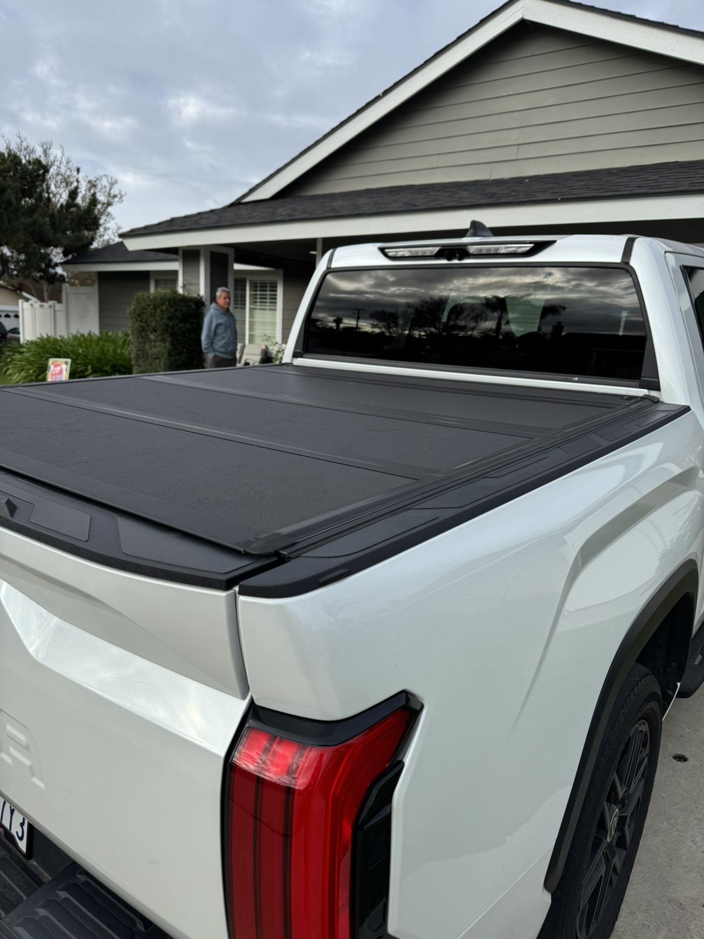 BAK BAKFlip MX4 Hard Folding Toyota Tundra Truck Bed Tonneau Cover for ...
