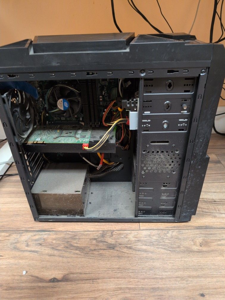 Older Gaming Computer for Sale in Orange, CA - OfferUp