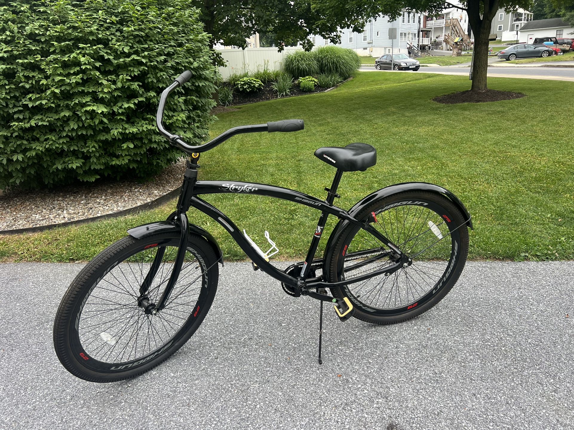 Stryker shogun Beach Cruiser Bicycle for Sale in Ephrata, PA - OfferUp
