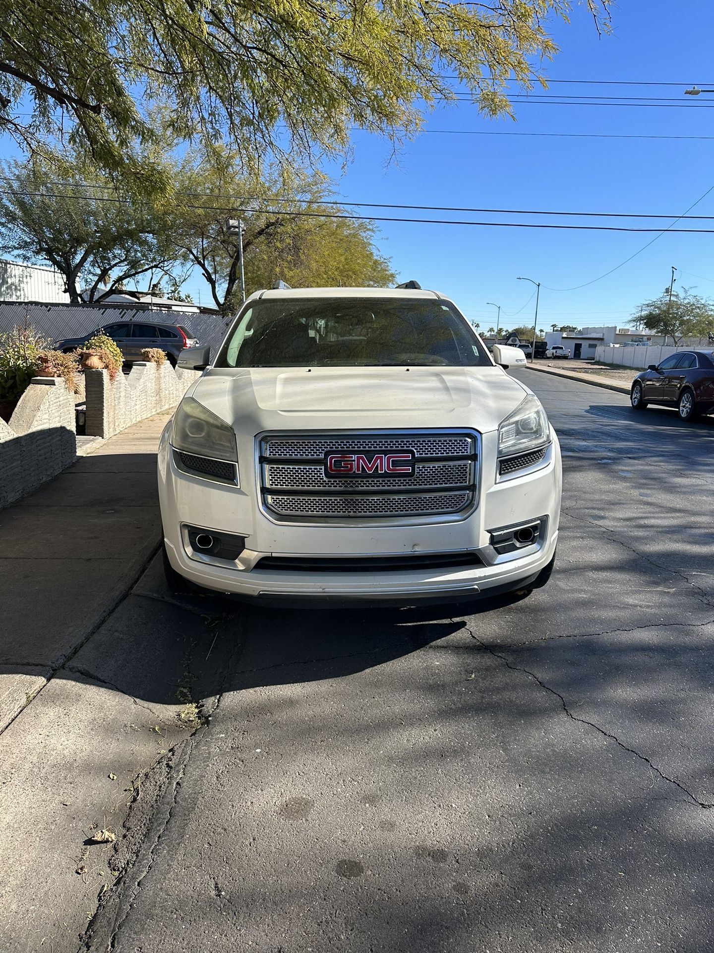 2014 GMC Acadia for Sale in Chandler, AZ - OfferUp