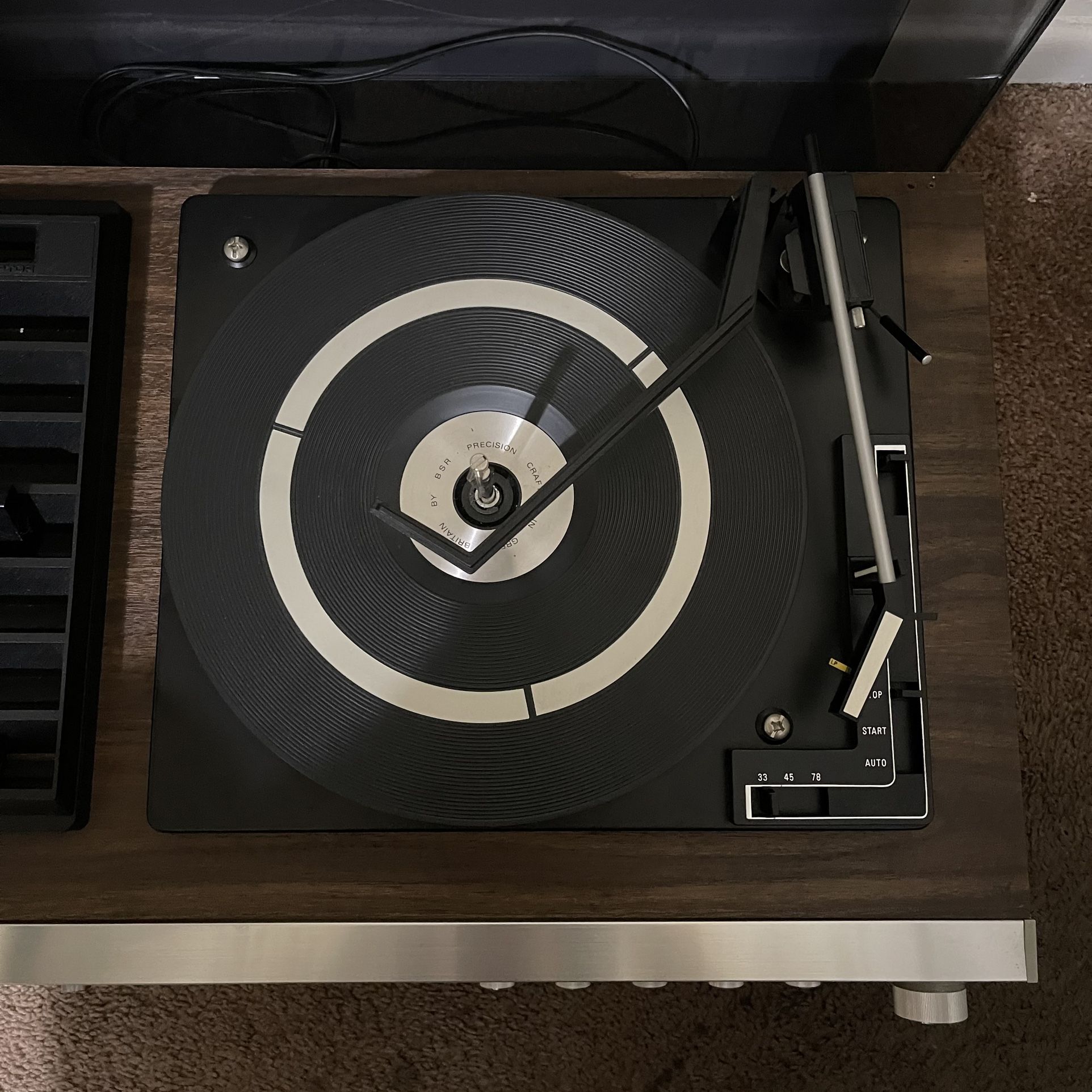 HITACHI TurnTable for Sale in Oxnard, CA - OfferUp