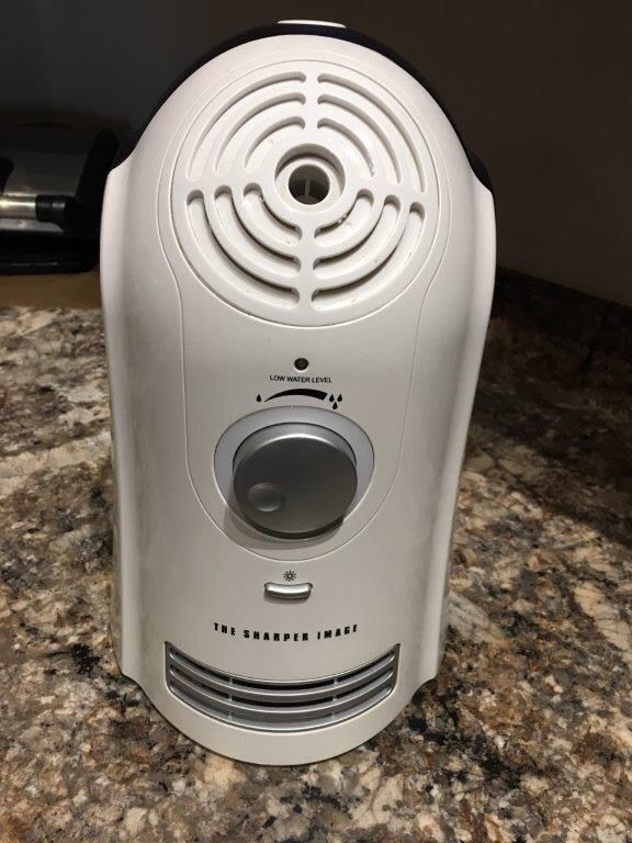 HUMIDIFIER - SharperImage EV-HD10 Ultrasonic Clean Mist for Sale in ...