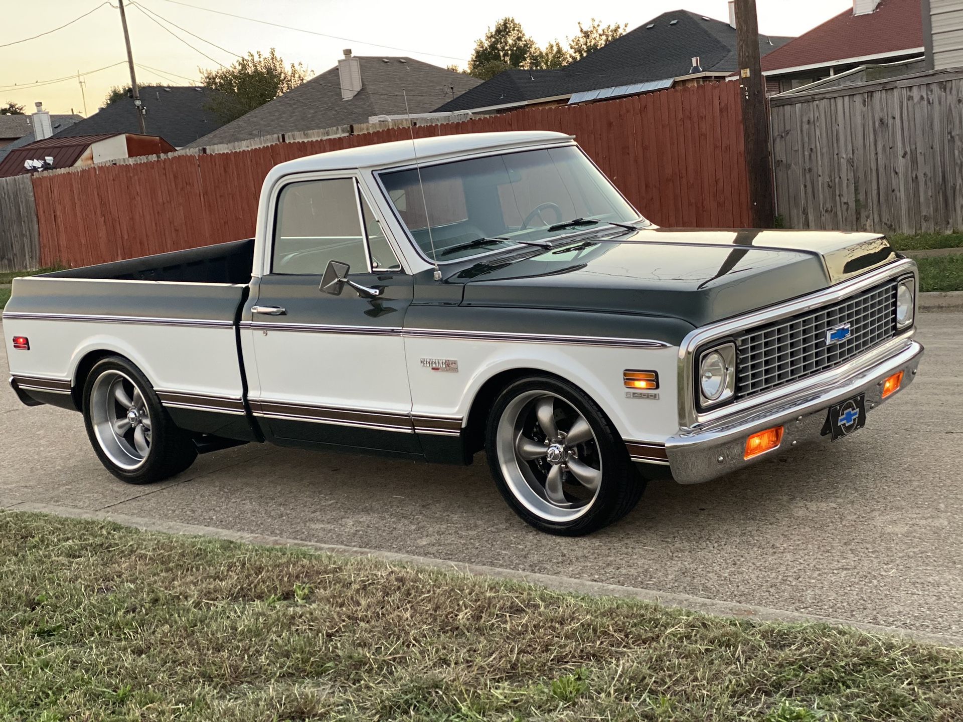 1972 Chevy c10 super Cheyenne 468ci for Sale in Dallas, TX - OfferUp