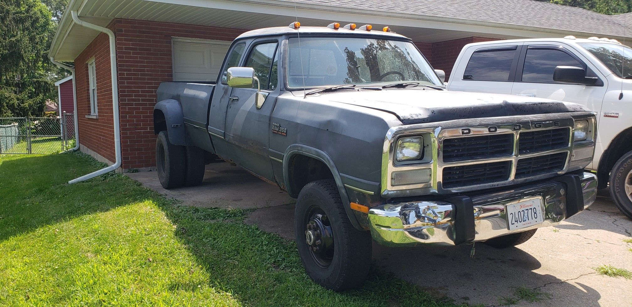 1992 Dodge Ram 350 for Sale in McHenry, IL - OfferUp