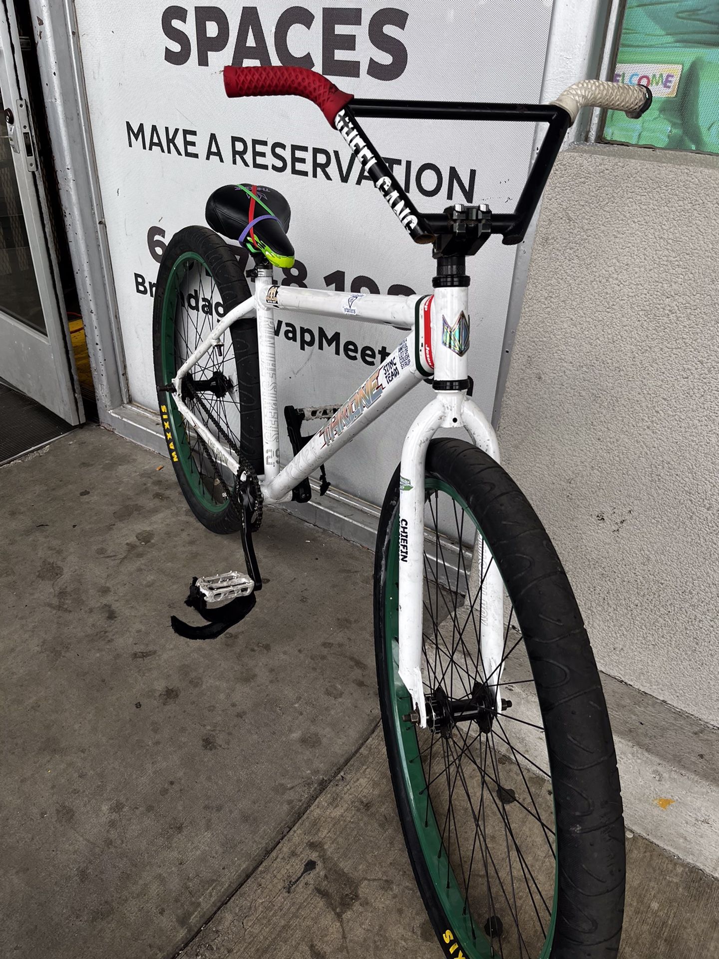 Throne White Oil 450$ Or Trades for Sale in Bakersfield, CA - OfferUp