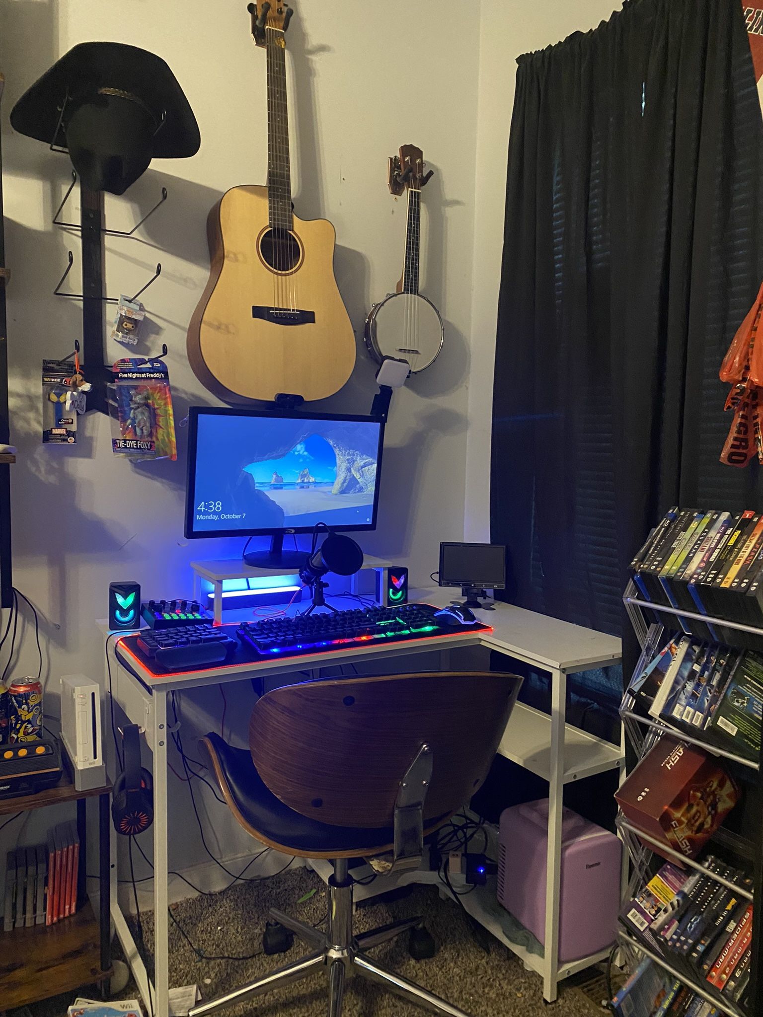 PC set up! Dell Pc For Work and Pc gaming desk with various accessories ...