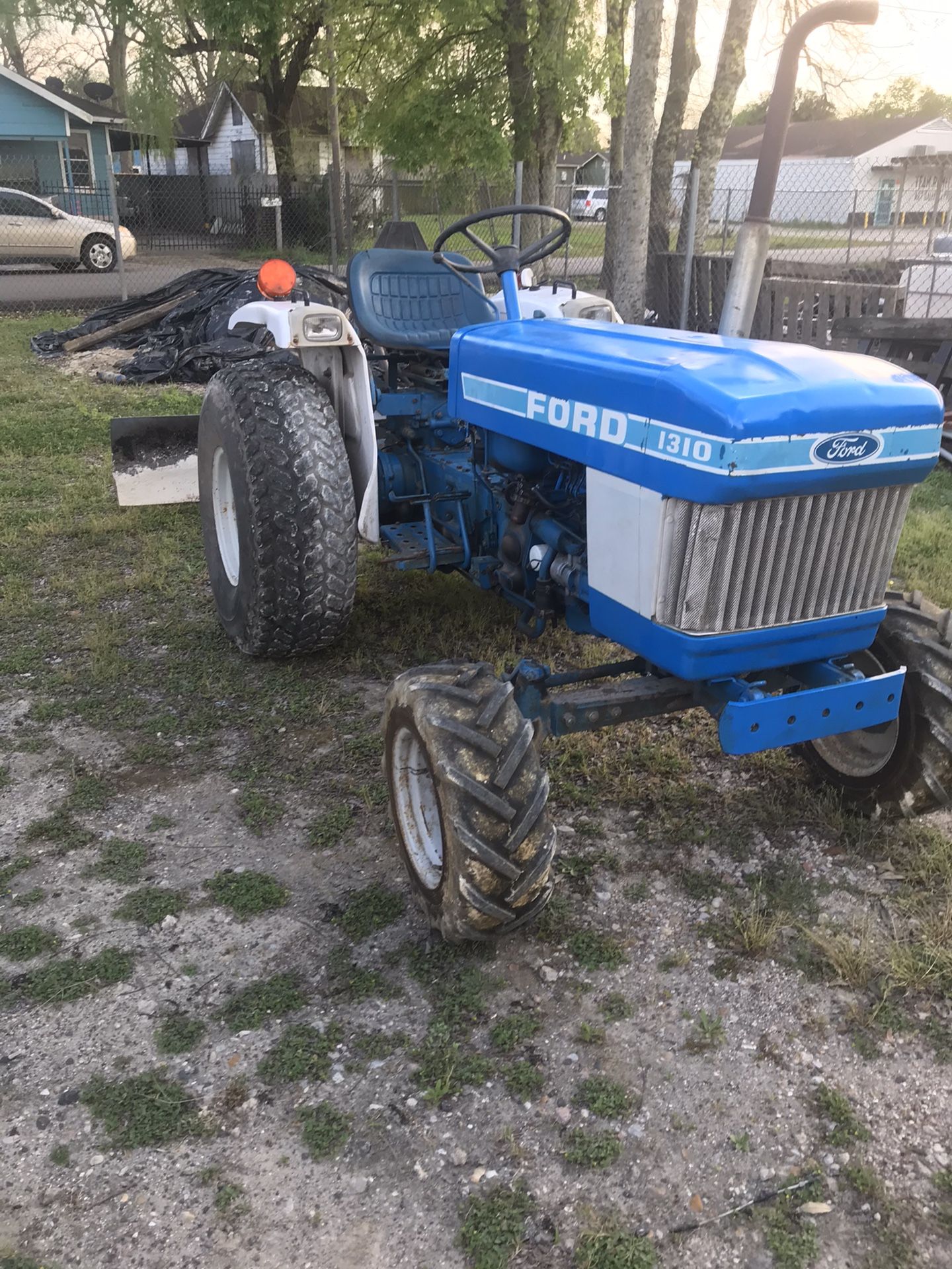 Tractor Ford 1310 for Sale in Houston, TX - OfferUp