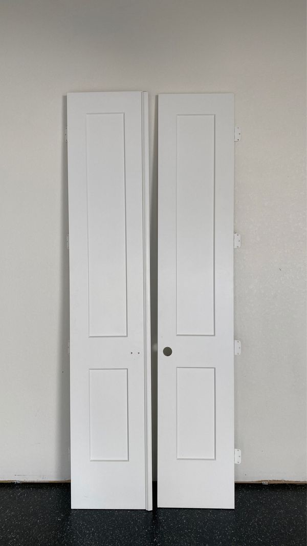 8’ Double Door 18” wide panels. Painted in lux white for Sale in ...