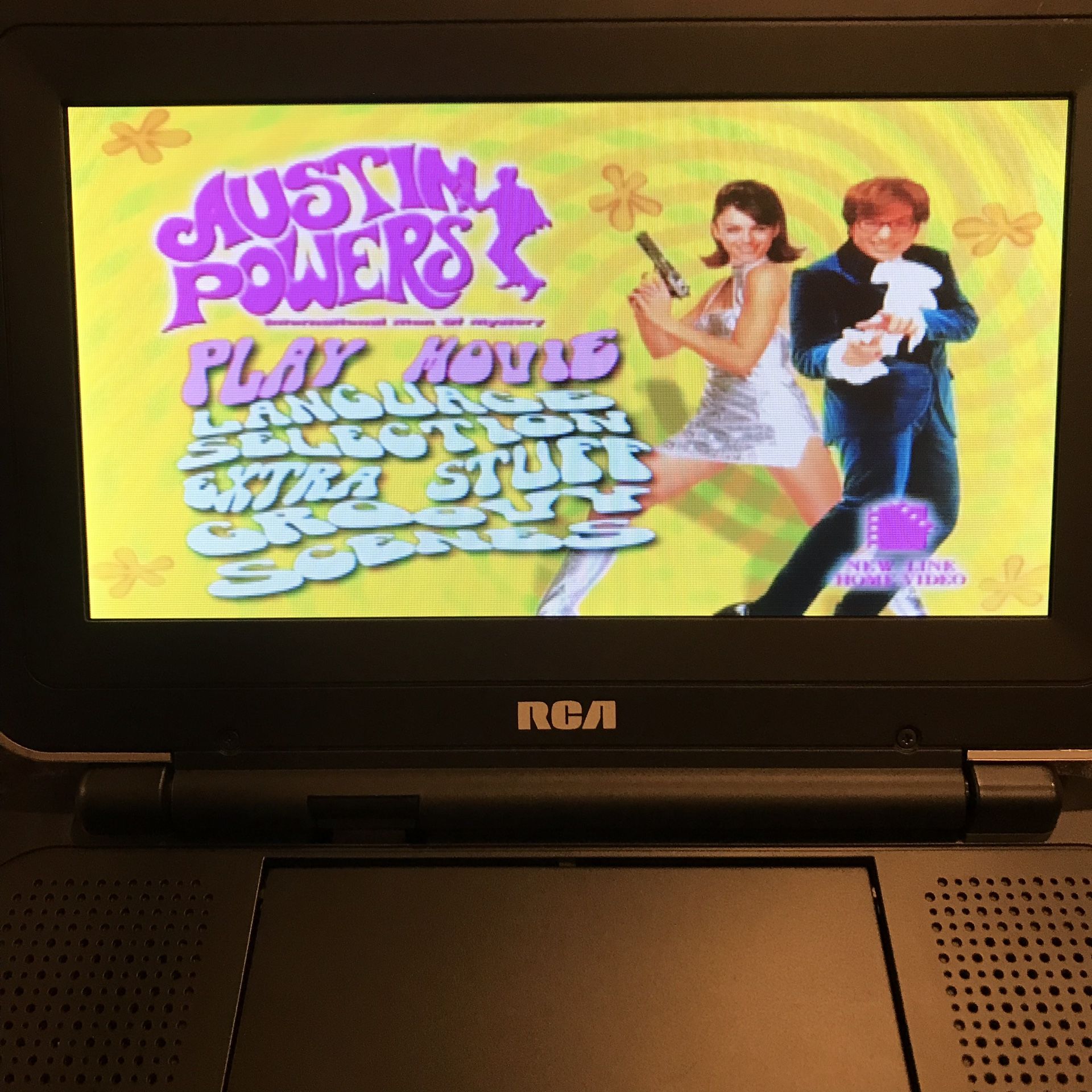 RCA DRC6309 portable DVD player for Sale in Moreno Valley, CA - OfferUp