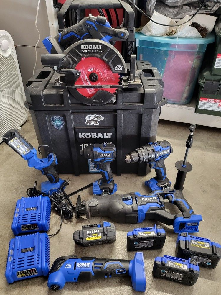 Kobalt xtr tool set store