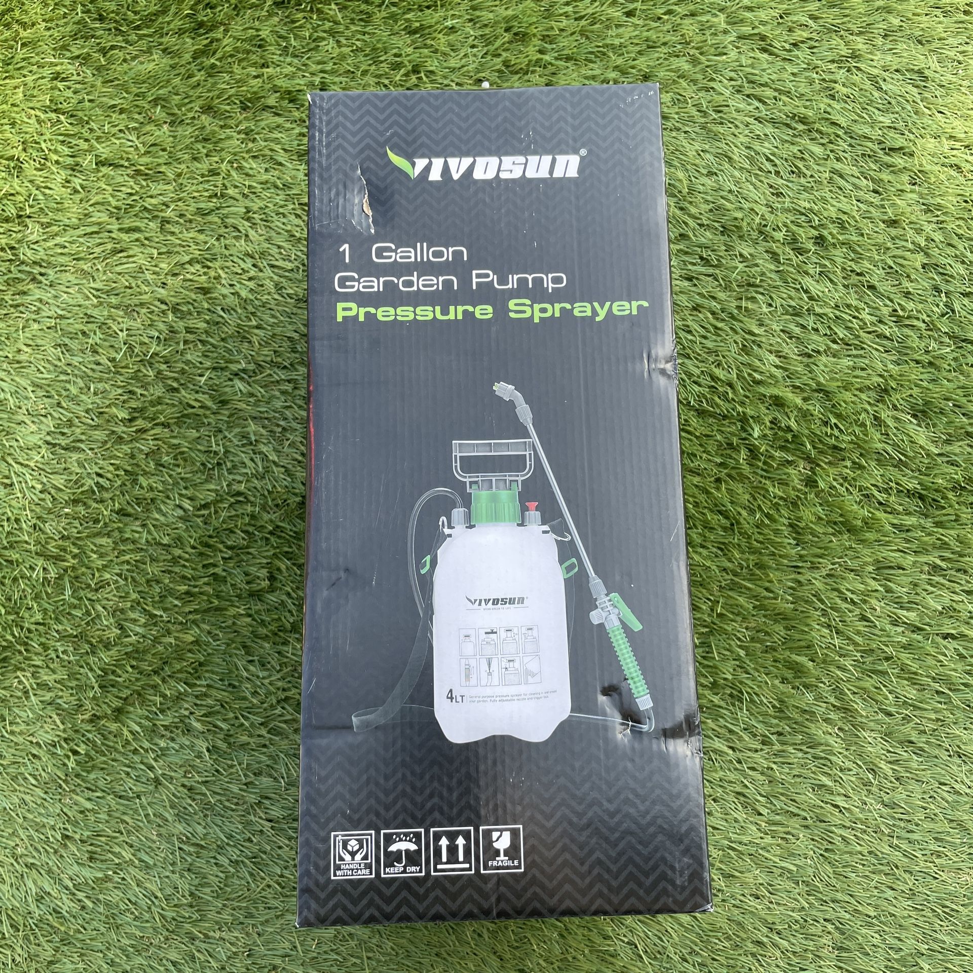 New In Box VIVOSUN 1 Gallon Pump Pressure Sprayer, 4L Pressurized Lawn ...