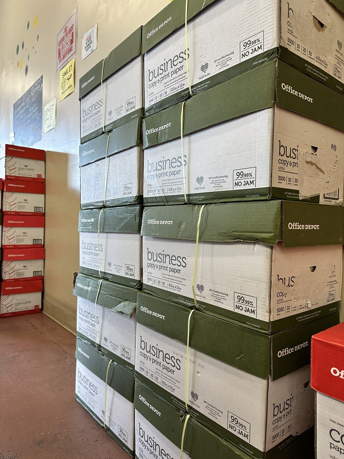 Paper Box 10 Ream for Sale in Bell Gardens, CA - OfferUp
