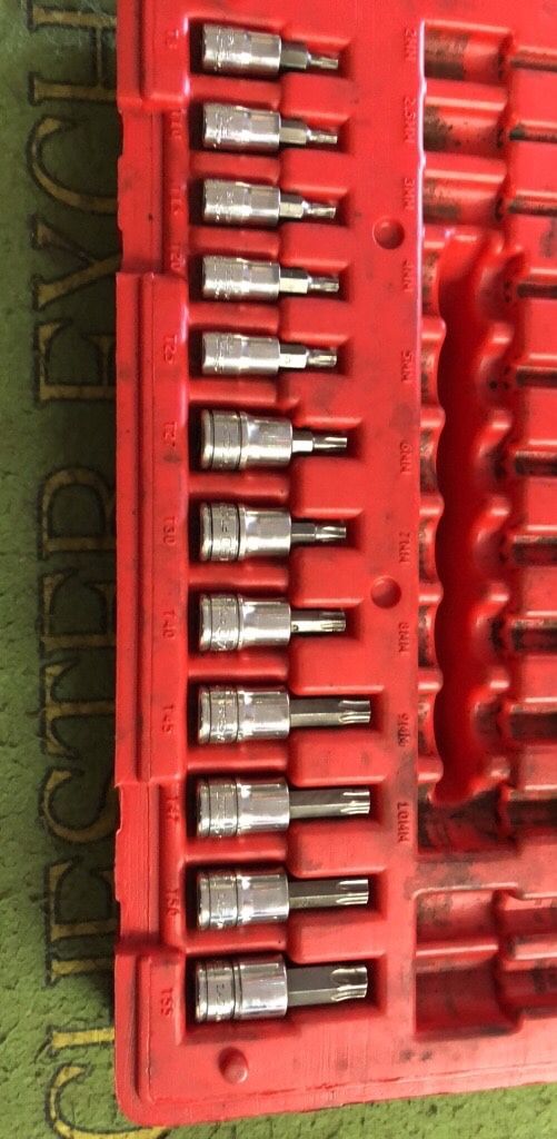 Snap On 12pc combination drive torx bit standard socket set for Sale in ...