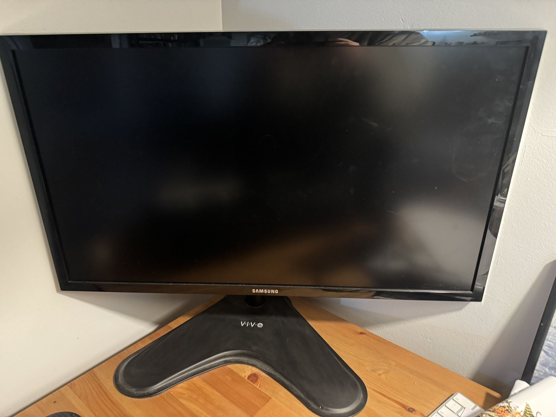 samsung 2017 28 inch 4K computer monitor with adjustable mount for Sale ...