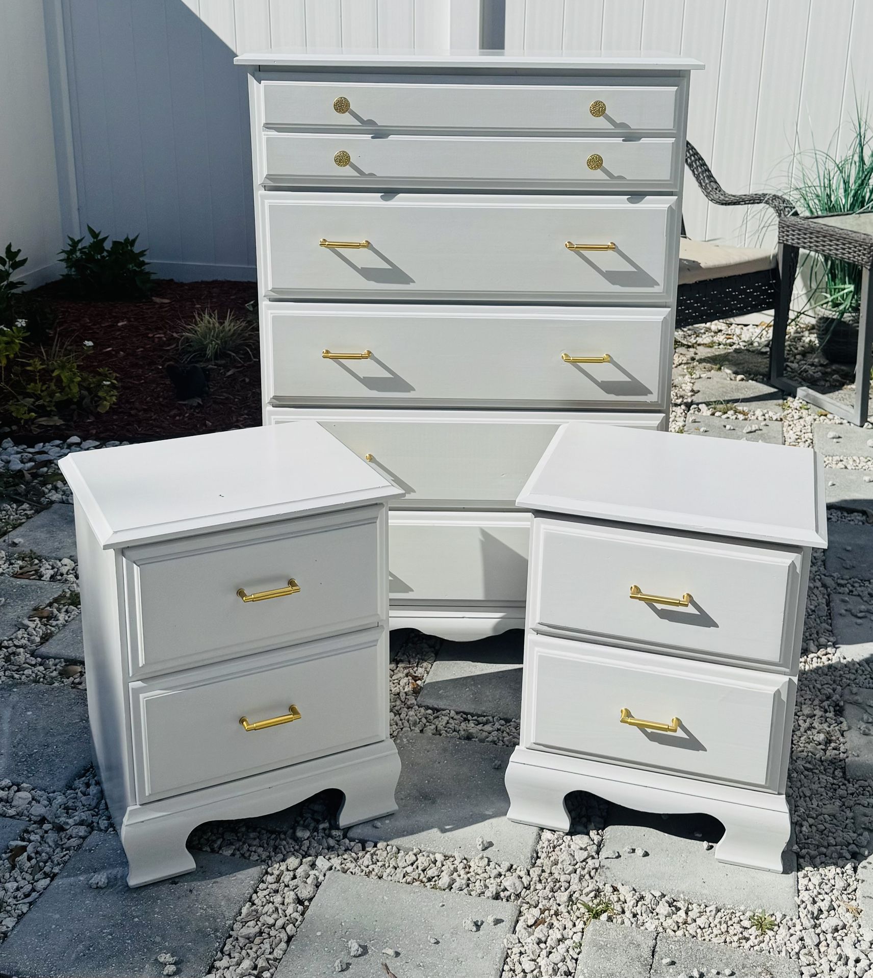 Dresser With 2 Matching Nightstands for Sale in Pinellas Park, FL - OfferUp