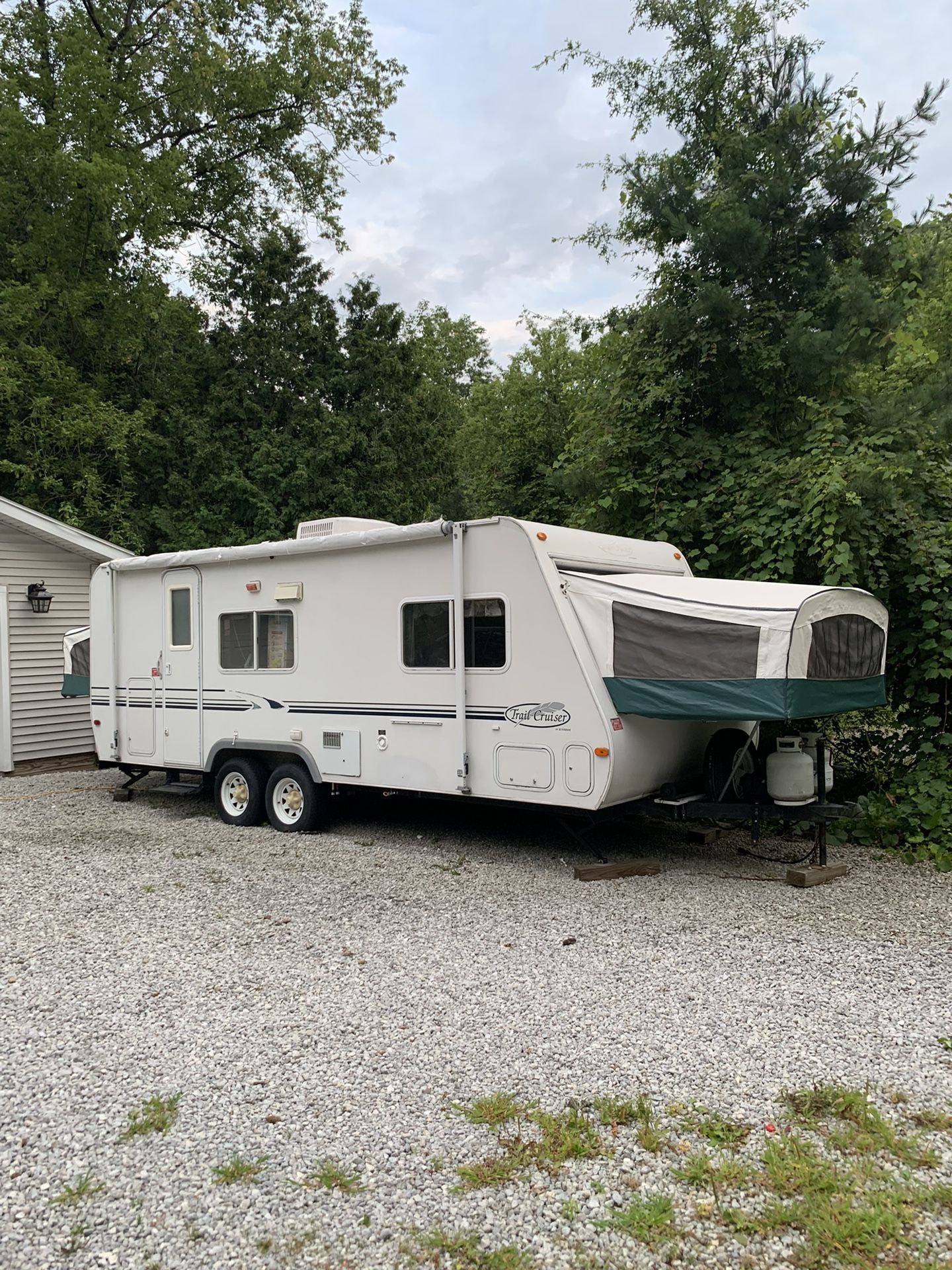 2002 R-Vision C23B for Sale in Peninsula, OH - OfferUp