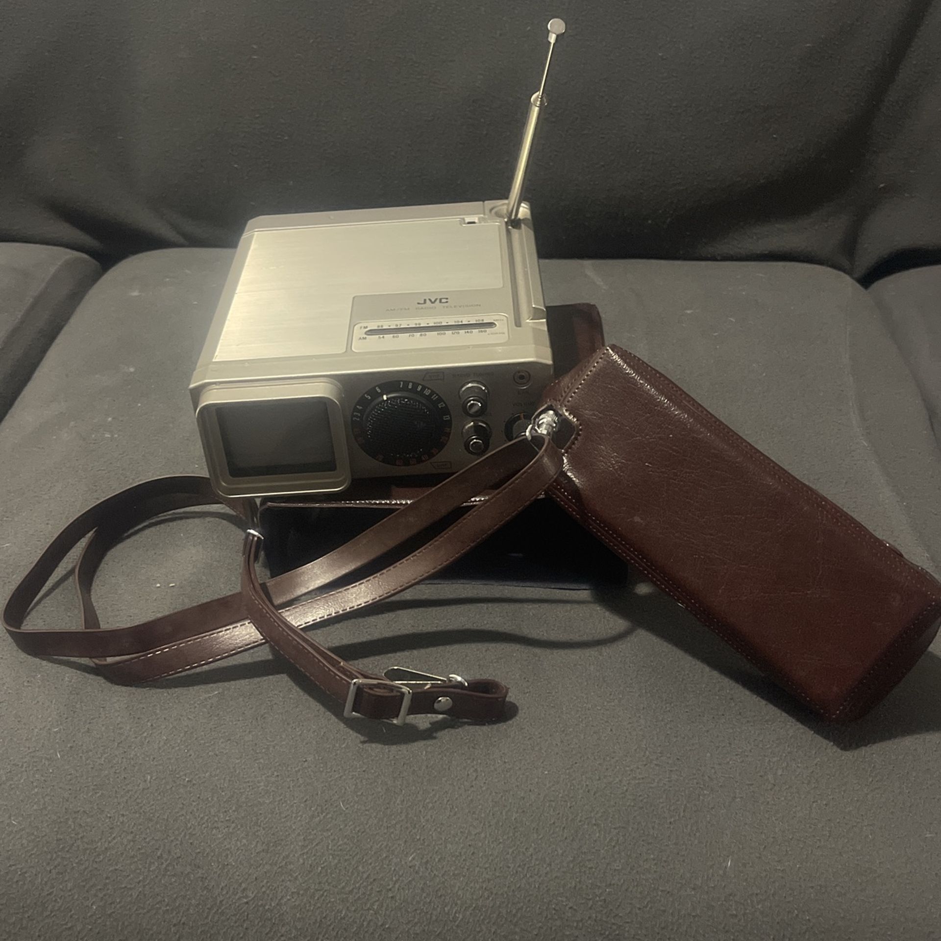 JVC 1978 P-100AE AM/FM Radio Television VHF/UHF W/ Official Case, Built ...