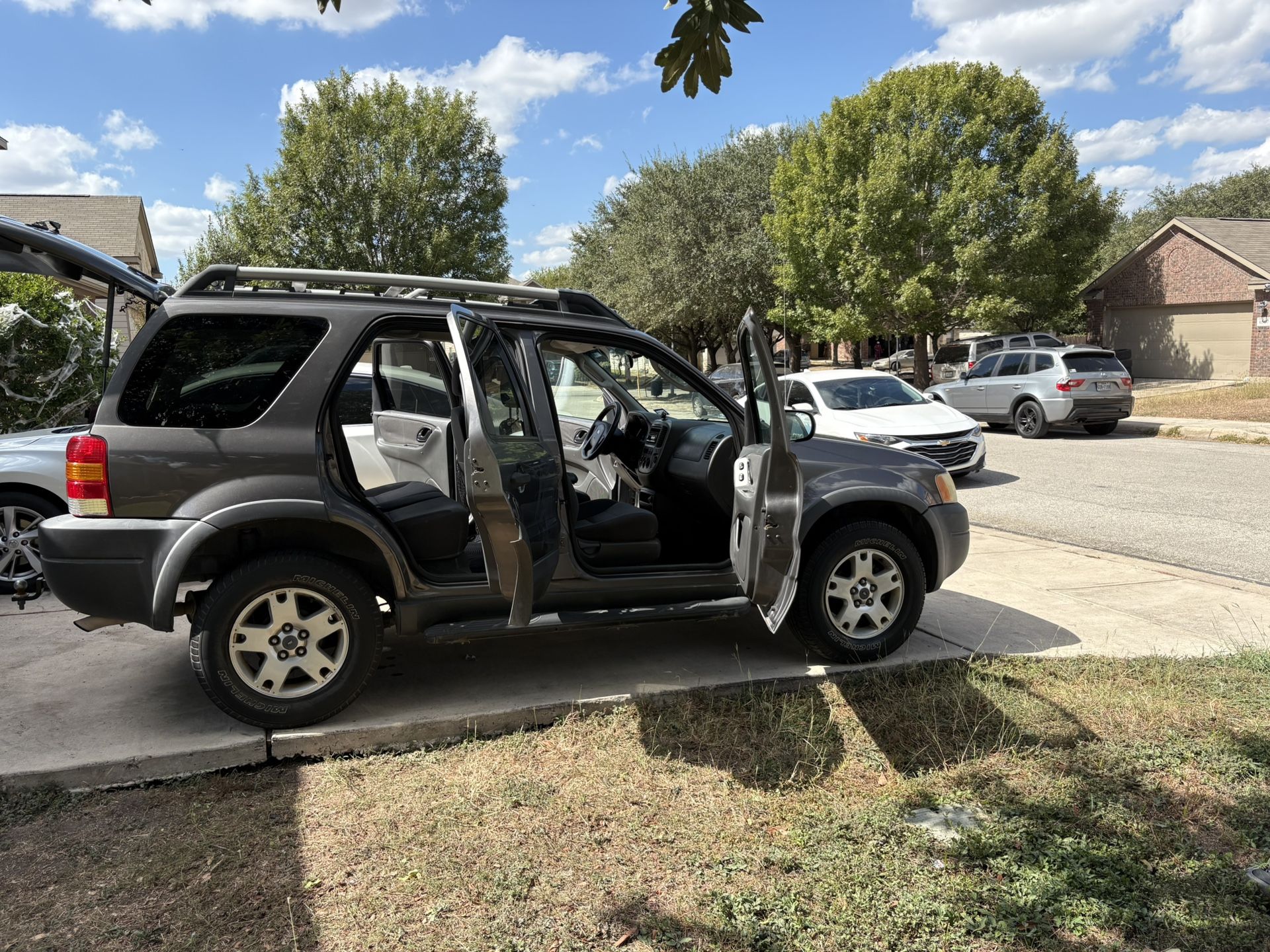 2003 Ford Escape for Sale in San Antonio, TX - OfferUp