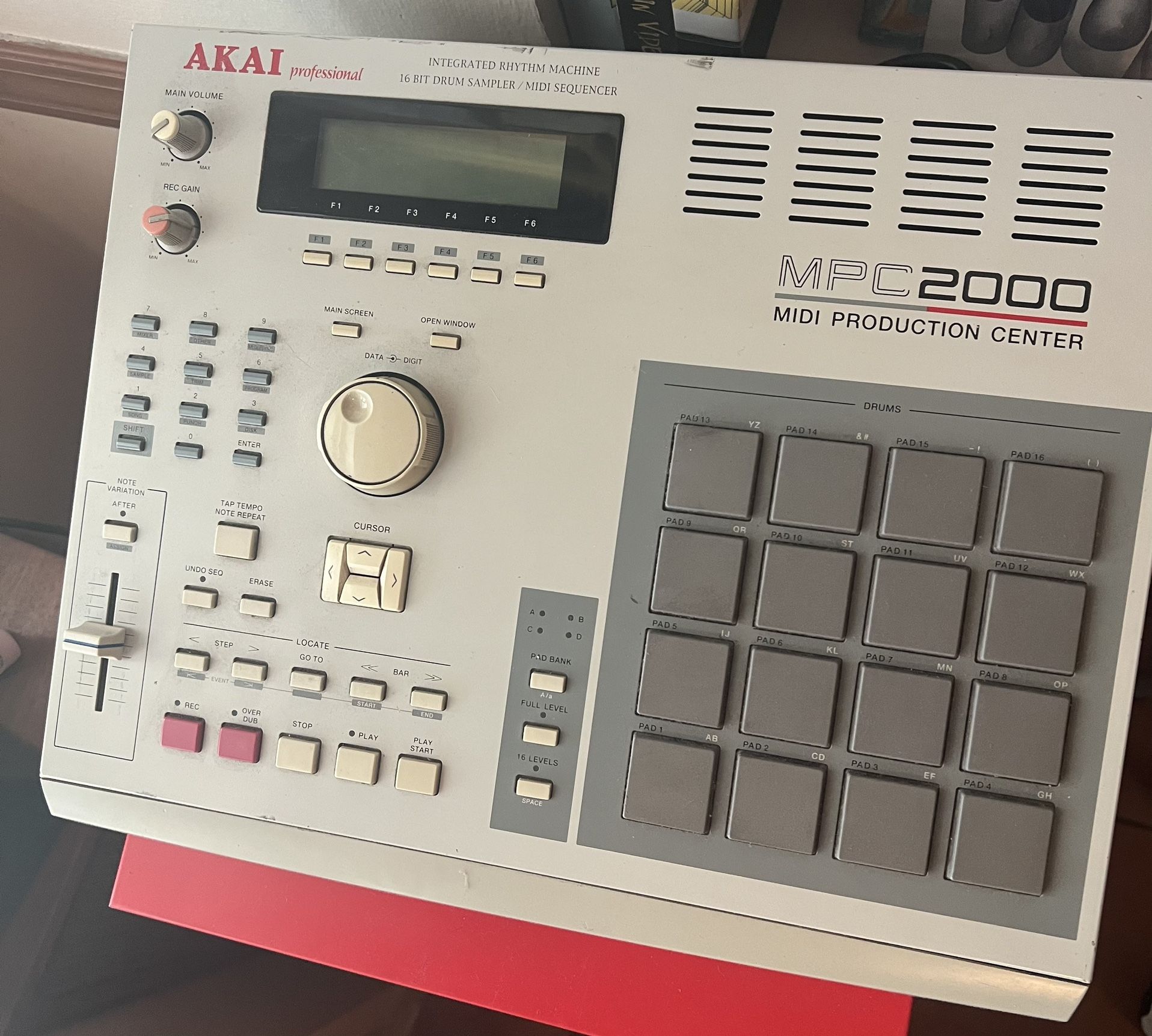 Akai MPC 2000 with SMPTE, 8 Shop Outputs. Plus external USB Zip and ...